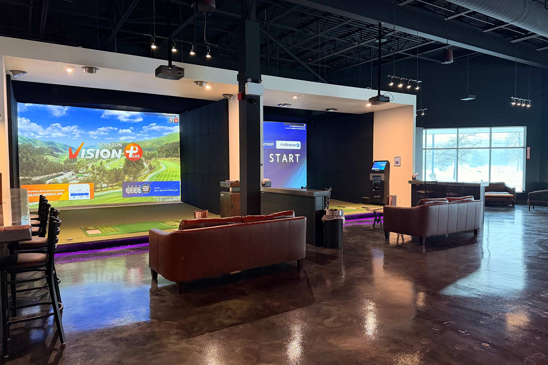 Best Indoor Golf Simulators in Hamilton & Stoney Creek | Albatross